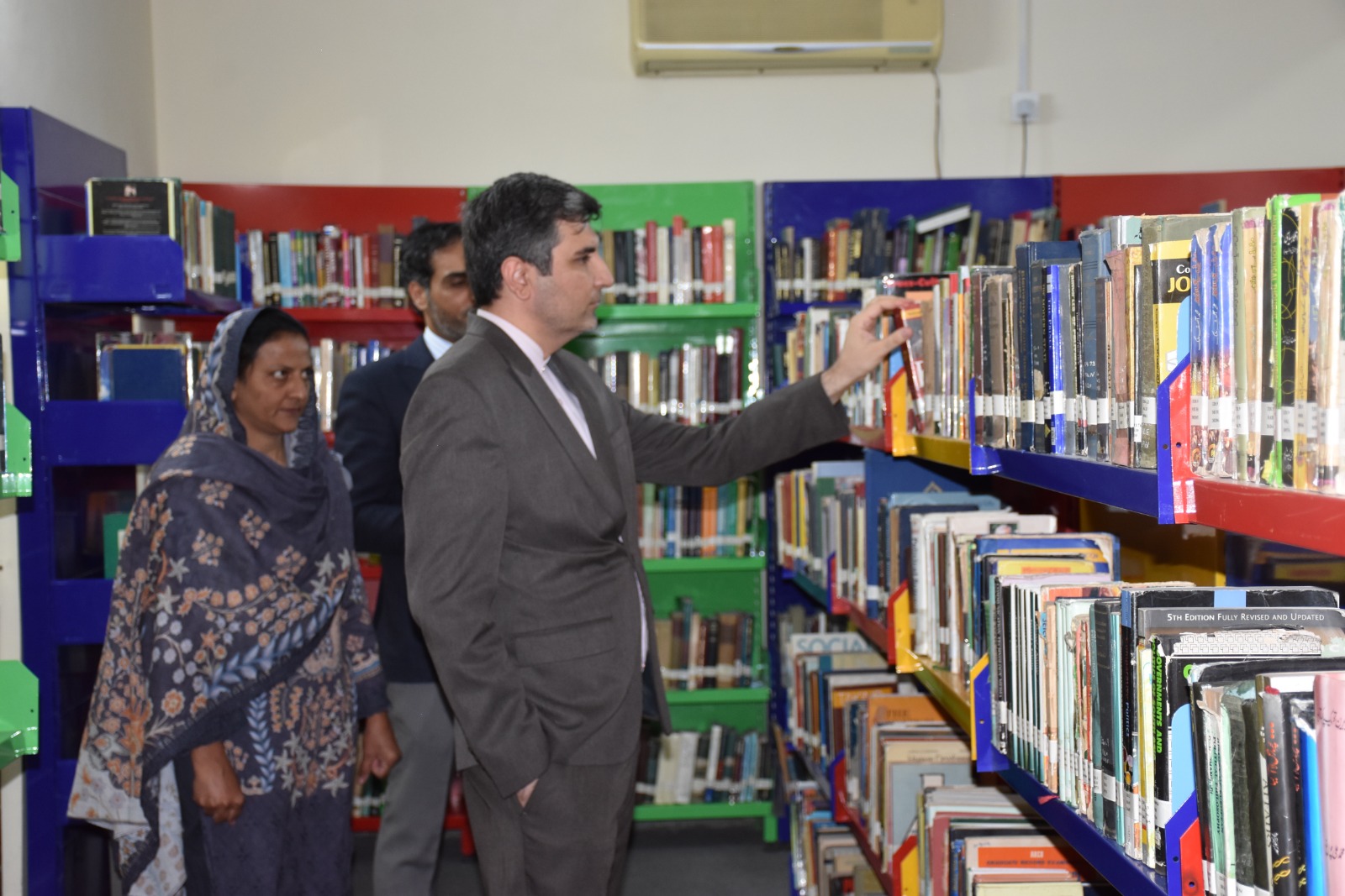 Delegation of Iranian Cultural Center visited Rawalpindi Women ...